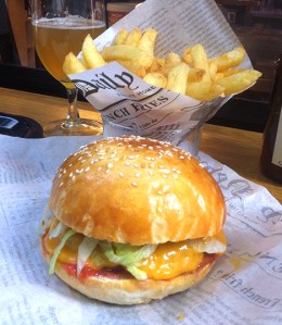 FOUND: Paris’s Best Cheeseburger, Le Burger Fermier du Marché des ...